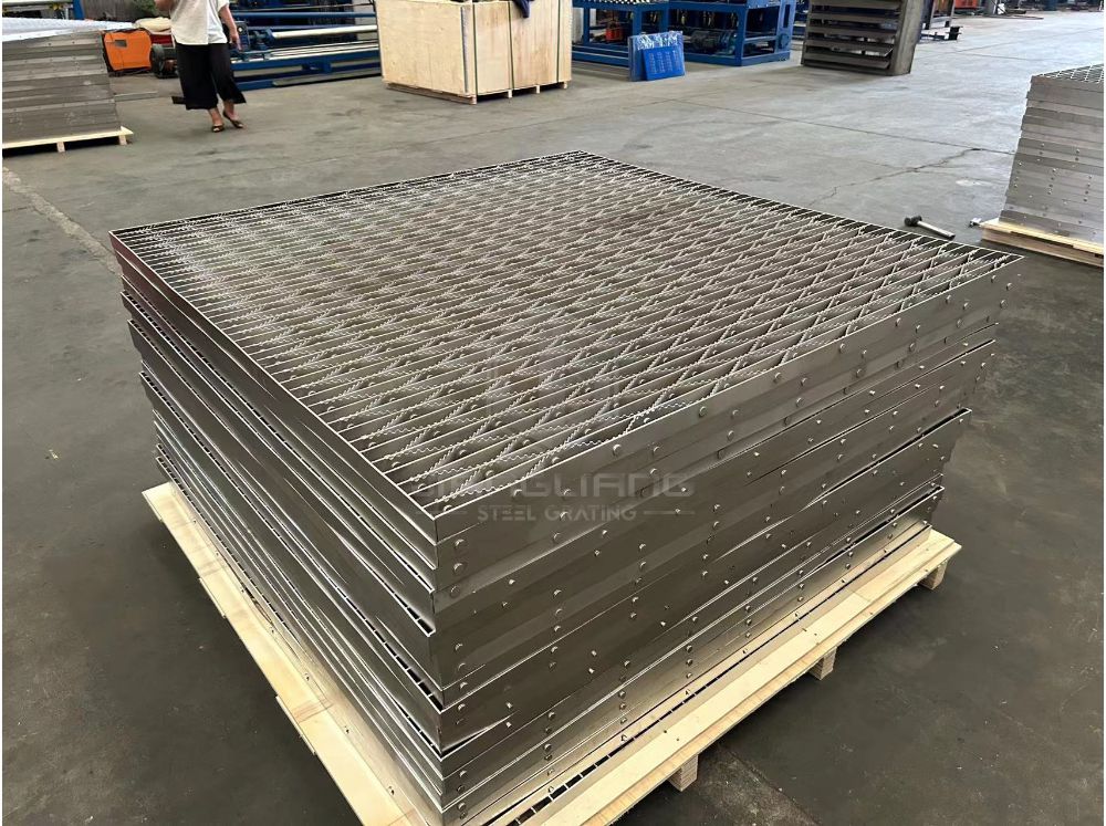 Serrated Steel Grating Serrated Steel Grating